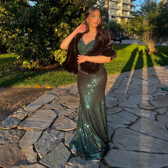 Dresses | Emerald Green Sequin Prom Dress | Poshmark